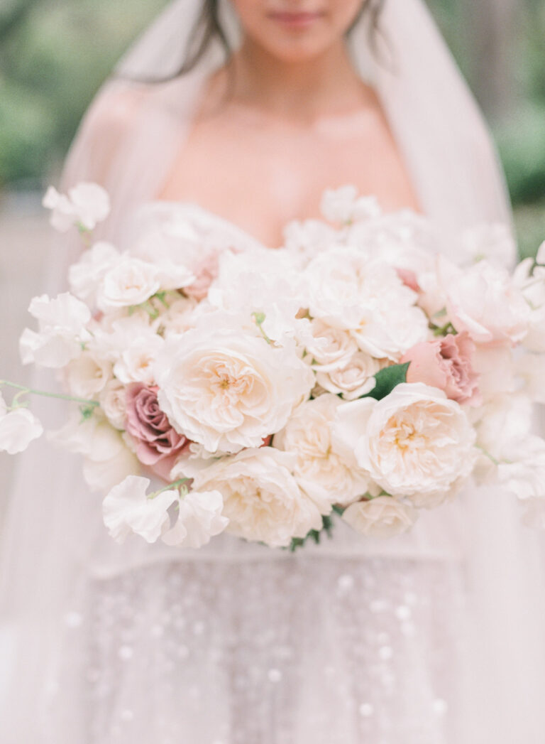 15 Spring Bridal Bouquets For Spring Weddings | RSVP Events